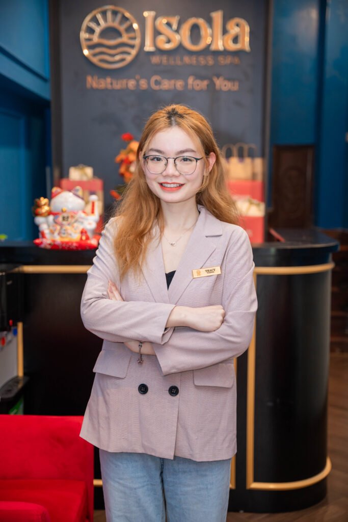 Ms Tracy - labase.vn
